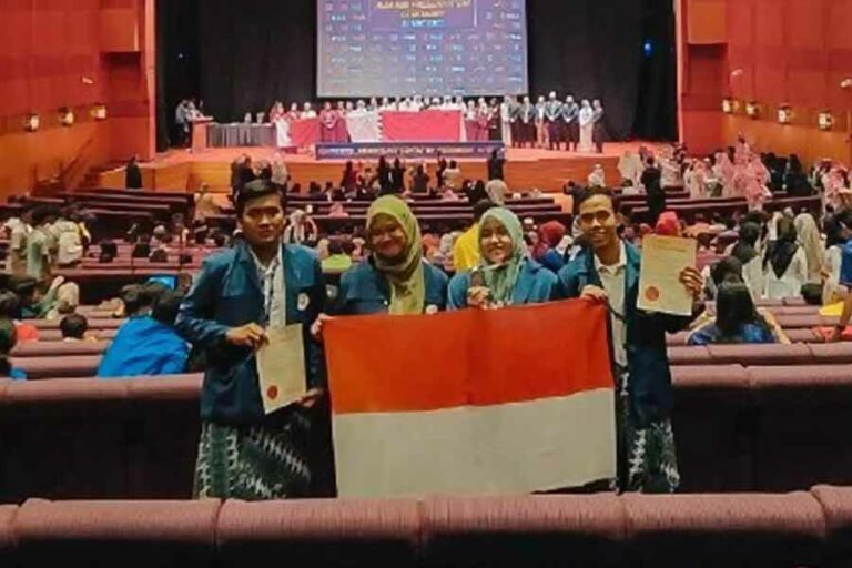 Tim Gelatah Unair Berhasil Meraih Medali di Ajang WYIE Competition 2023 ...