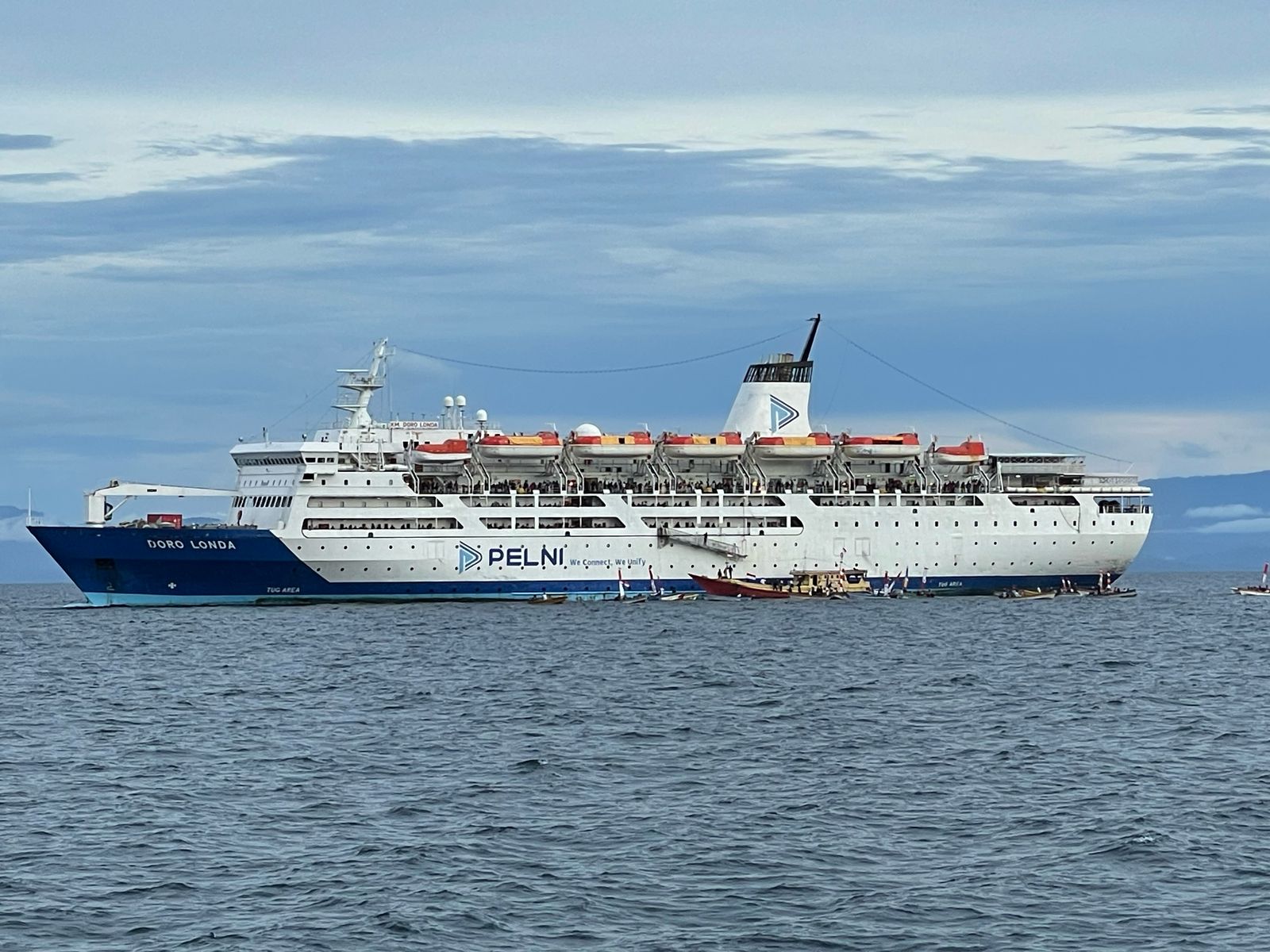PELNI Hadirkan Perdana KM Dorolonda di Pelabuhan Waren – Kabar SDGs