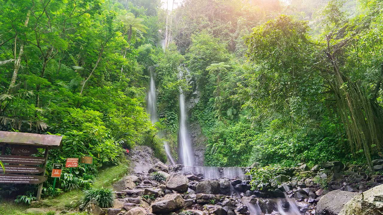 Misteri dan Pesona Curug Cilember yang Dipercaya Tempat Pemandian Raja ...