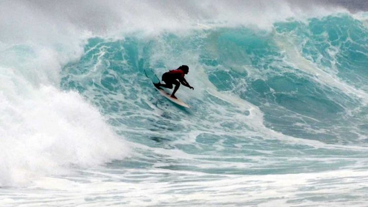 WSL Krui Pro 2025 Digelar di Pantai Ujung Bocur Diikuti Peserta Berbagai Negara – Kabar SDGs